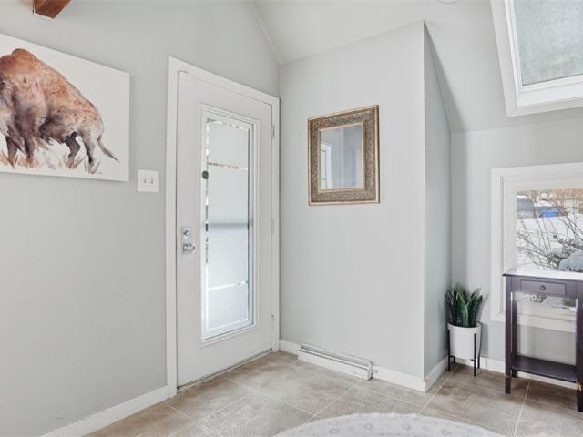 1246 Lakevue Drive