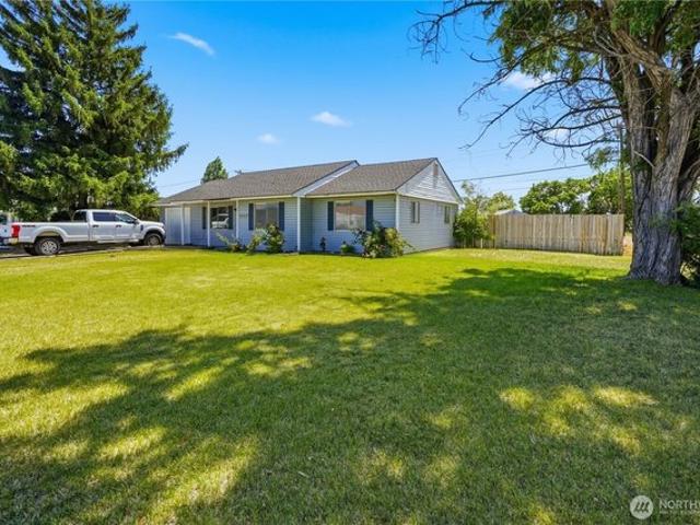 1246 Pershing Rd, Moses Lake, WA 98837