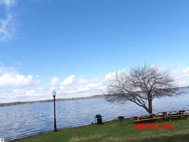 1246 Sunnyside Drive # 102, wk 4