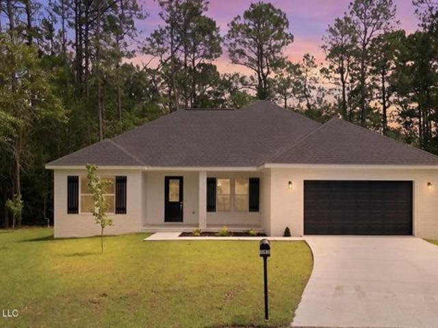 12470 Pineridge Ct, Gulfport, MS 39503