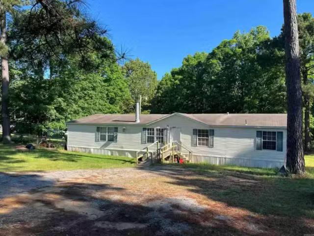 12476 CHAMBERS RD, BAUXITE, AR 72011