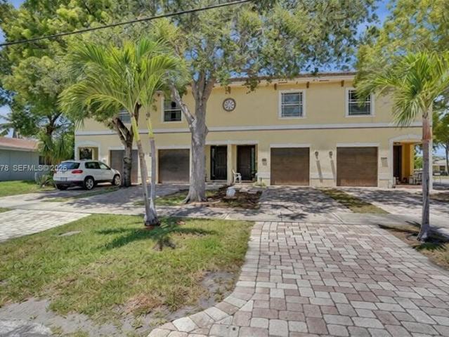 1247 NE 23rd Ave, Pompano Beach, FL 33062