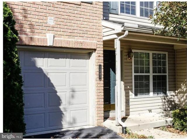 1247 Cross Creek Dr, Mechanicsburg, PA 17050
