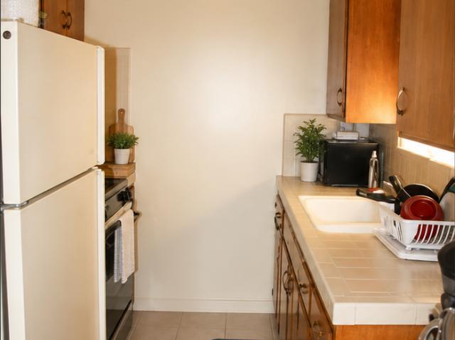 1247 E Vassar Ave 1 Bedroom Apartment for Rent at 1247 E Vassar Ave, Fresno, CA 93704 Tower District