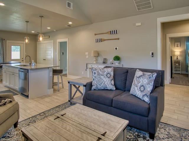 1247 Green Hill Drive