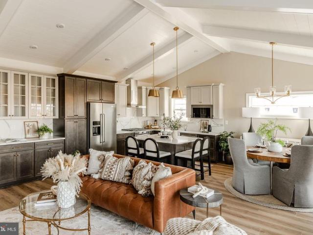 1247 Hershey Lane