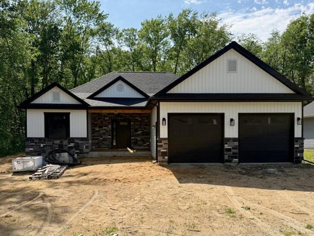1247 S Roosevelt Rd, Knox, IN 46534