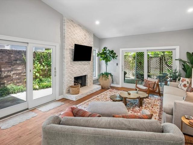12484 Montego Plz, Dallas, TX 75230