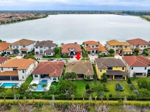12485 N Parkland Bay Trl, Parkland, FL 33076