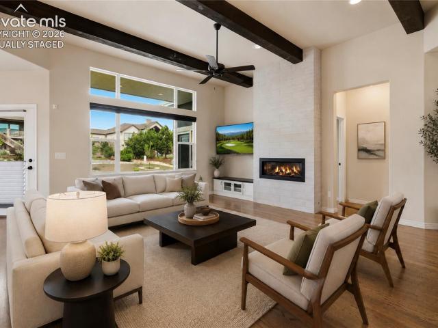12485 Pensador Drive