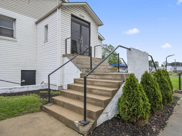 1248 Mount Vernon Avenue