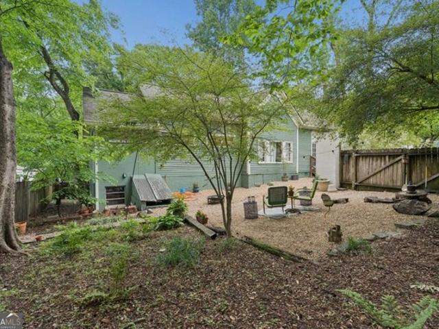 1248 Barnes St NW, Atlanta, GA 30318