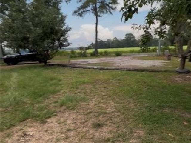 1248 Deb Rd, Roseboro, NC 28382