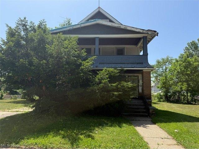 1248 E 137th St, East Cleveland, OH 44112