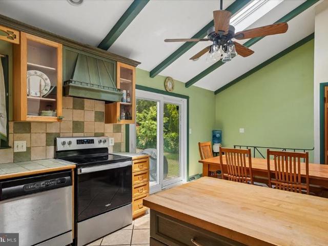 1248 Hilltop Drive