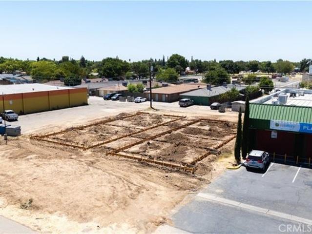 1248 W 9th St, Merced, CA 95341