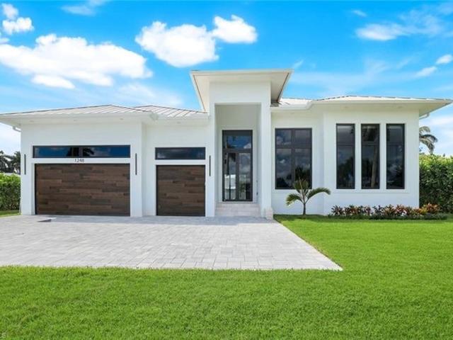 1248 13th Ave N, Naples, FL 34102