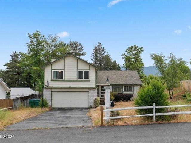 12490 Clearwater Dr, Reno, NV 89511