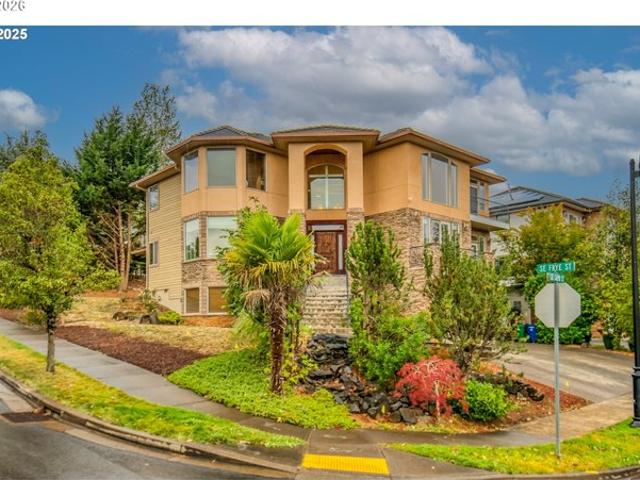 12491 SE Capri Ct, Happy Valley, OR 97086