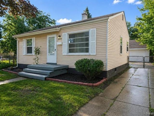 12497 Prospect Ave, Warren, MI 48089