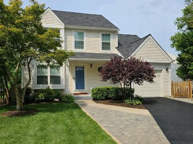 12496 Sulky Ct, Woodbridge, VA 22192