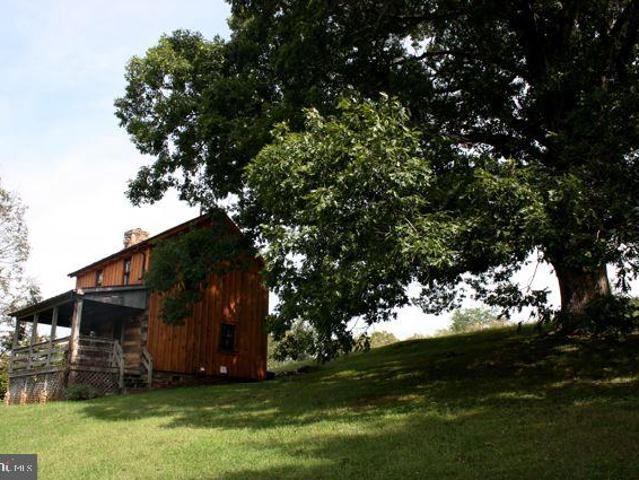 12498 Crest Hill Road