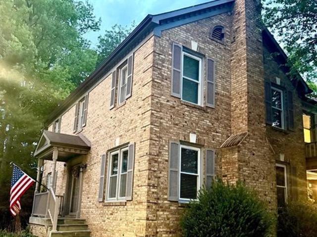 12498 Sweet Leaf Ter, Fairfax, VA 22033