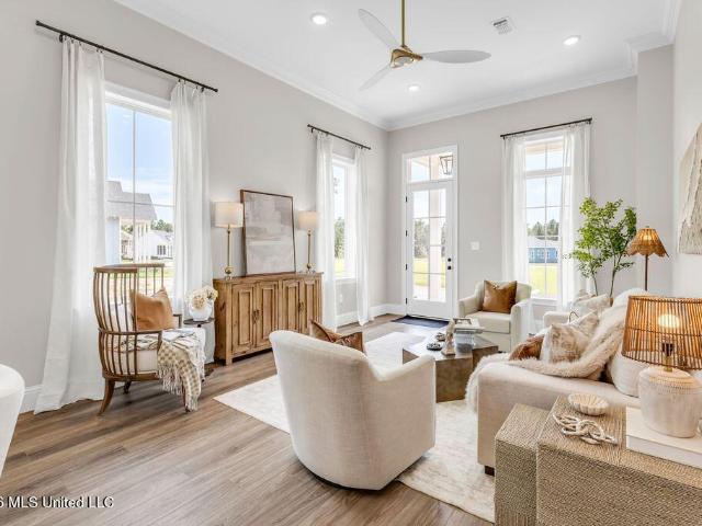 12498 Star Lane