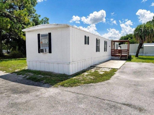 1249 Black Foot Ave, Orlando, FL 32825