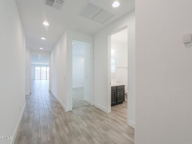 1249 e silver reef drive