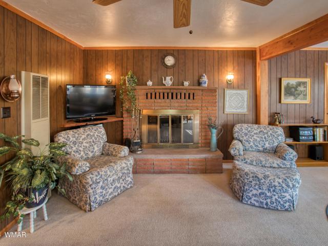 1249 Hummingbird Circle