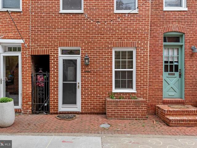 1249 Knox Court