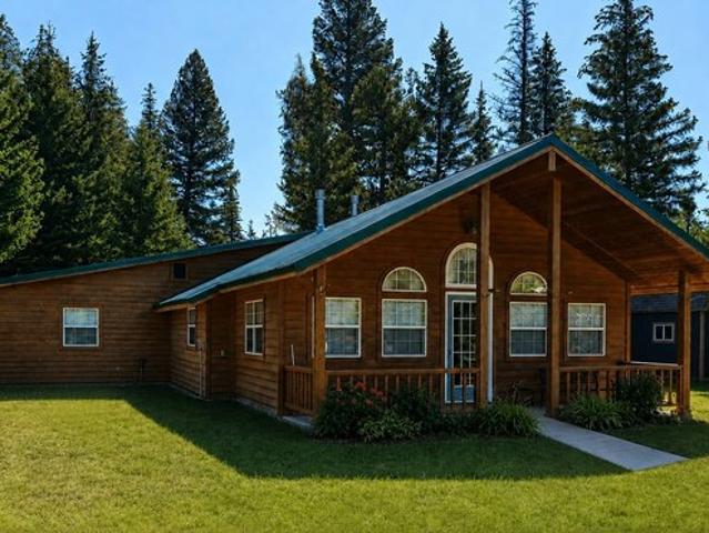 1249 Penny Ln, Lincoln, MT 59639