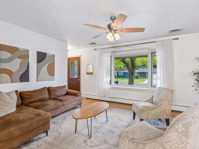 1249 Pinewood Court