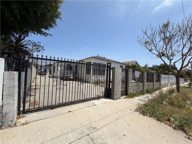 1249 W 90th Pl, Los Angeles, CA 90044