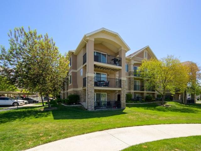 1249 W Cambria Way N Unit 303, Pleasant Grove, UT 84062