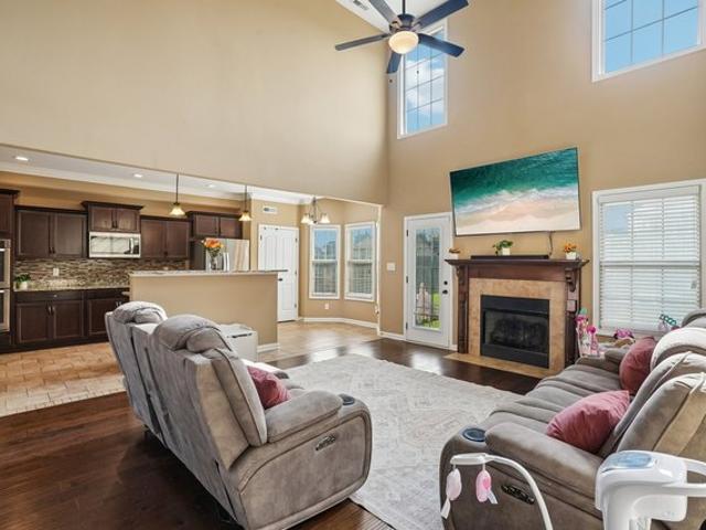 1249 Winterset Dr, Clarksville, TN 37040