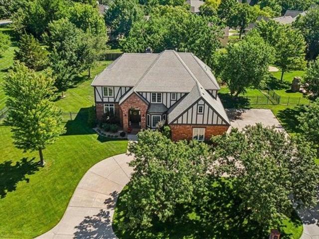 12400 E Meadow Dr, Wichita, KS 67206