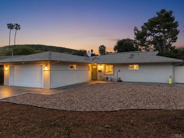 12401 Metate Ln, Poway, CA 92064