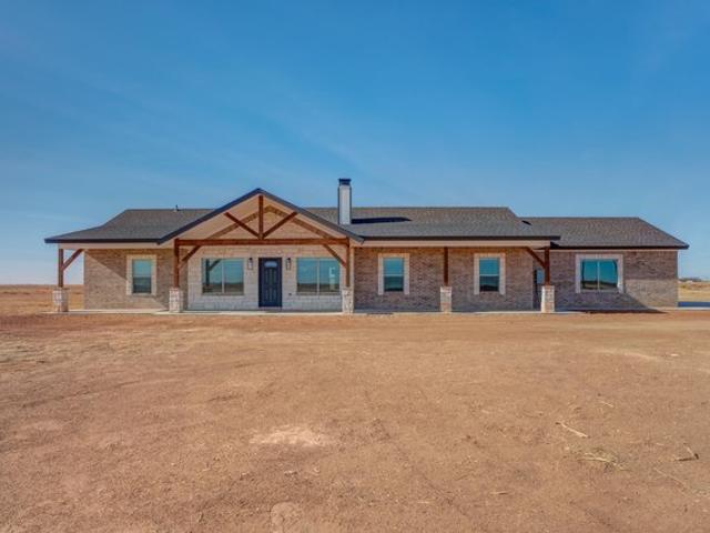 12401 N County Road 2900, Idalou, TX 79329