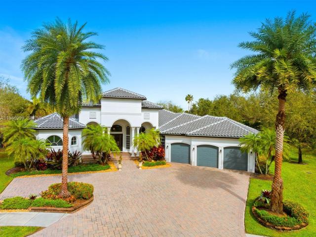 12401 N Stonebrook Cir, Davie, FL 33330 | MLS #A11946