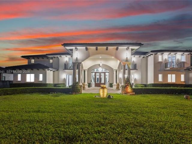12401 SW 45th St, Miami, FL 33175