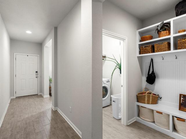 12402 Zenyatta Dr