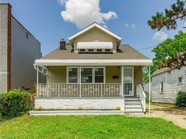 12407 Farringdon Ave, Cleveland, OH 44105