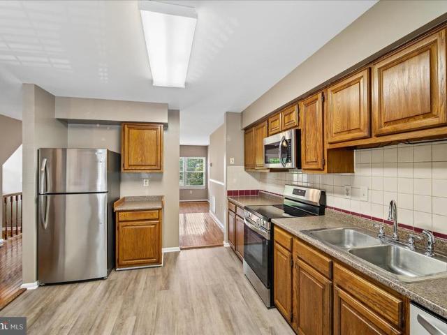 12407 Herrington Manor Drive