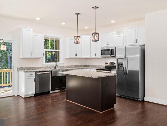 12407 Sickles Lane