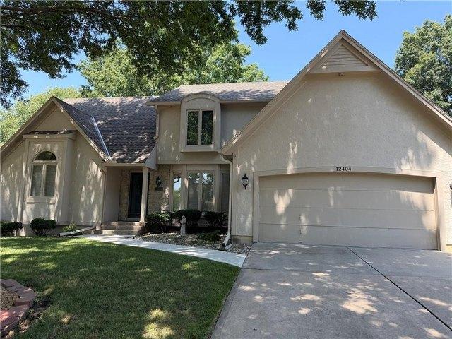 12404 Horton St, Leawood, KS 66209