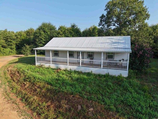 12404 McCurry Ln, Mena, AR 71953