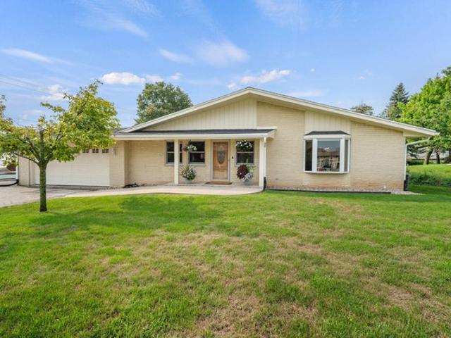 12405 W Euclid Ave, New Berlin, WI 53151