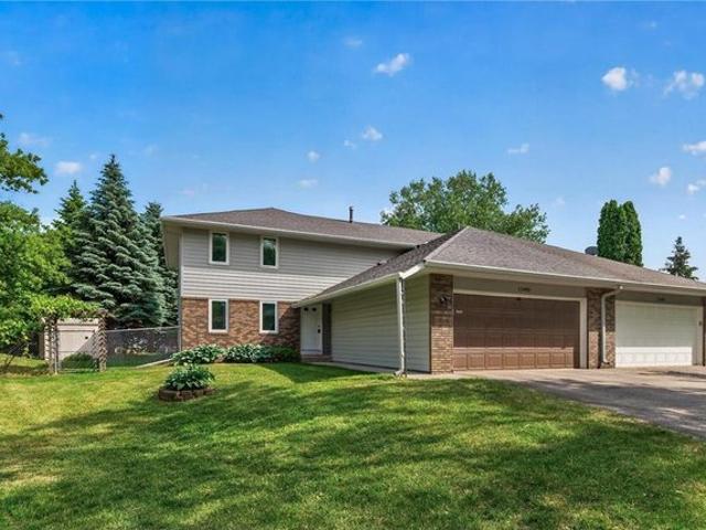 12405 Birnamwood Ct, Burnsville, MN 55337